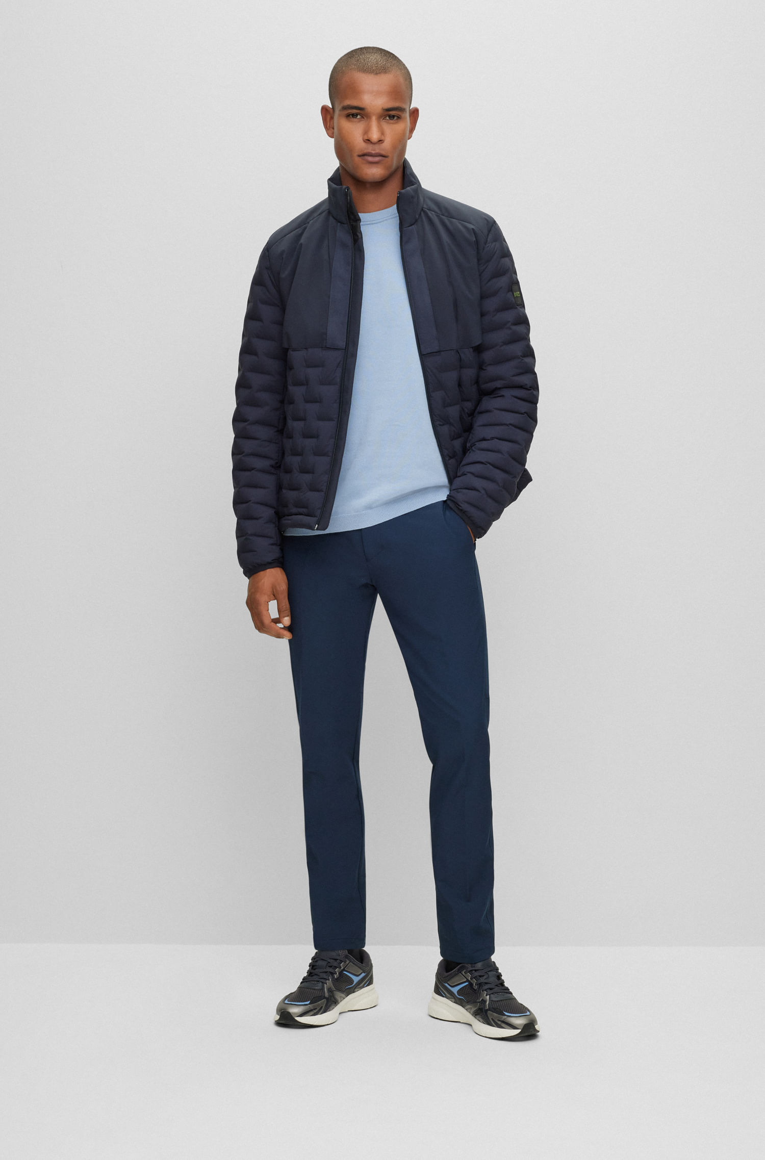 Calça Chino BOSS De Corte Ajustado Ao Corpo Em Tecido Fácil De Passar ...