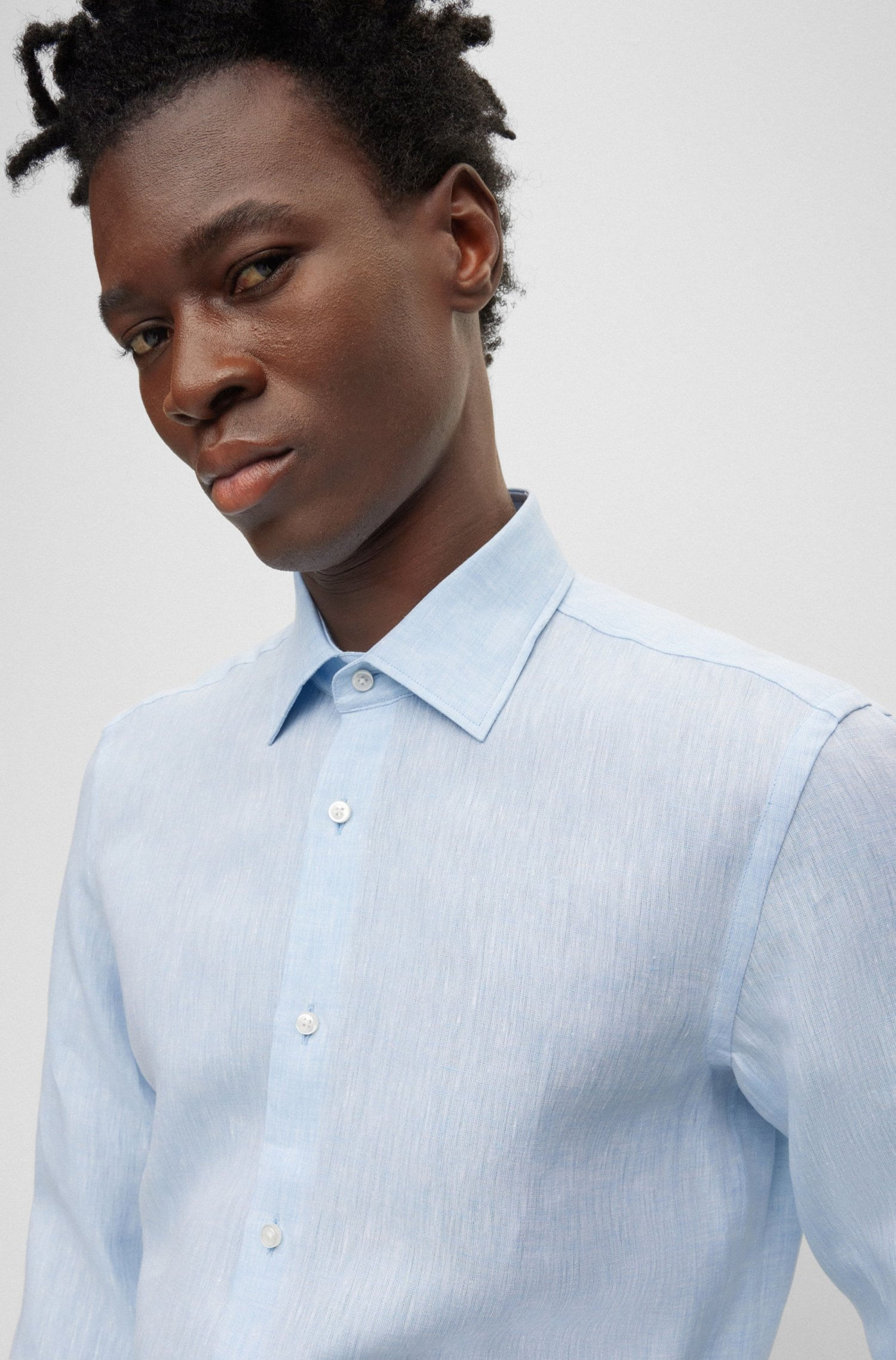 Camisa Slim Fit Em Linho De Fabricação Italiana